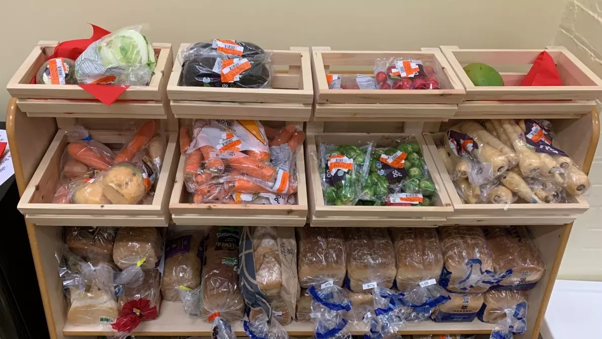 Food pantry gives lifeline to poverty-stricken community | The ...