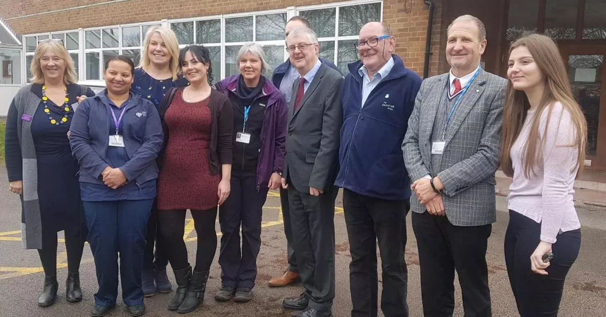 Welsh First Minister ‘drops in’ to Wrexham Salvation Army to thank ...